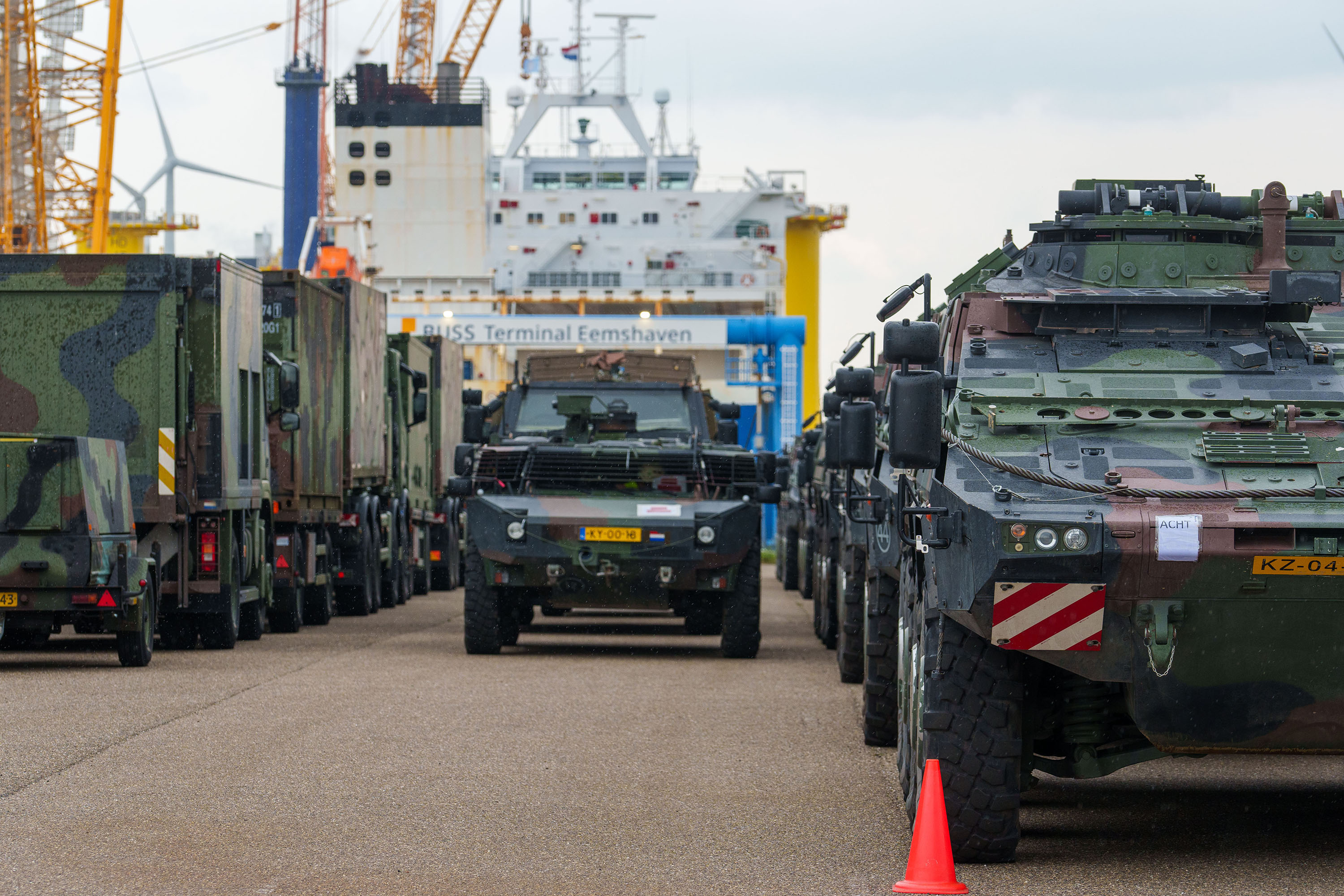 Laatste konvooien door Nederland vormen sluitstuk Steadfast Defender ...